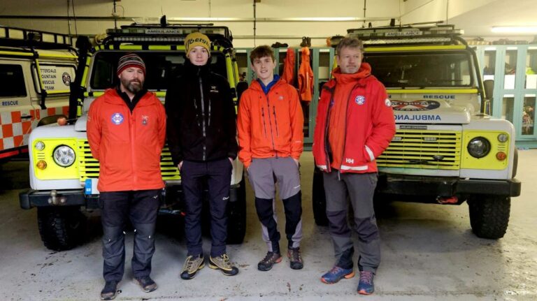 Teens help rescue five people from Lake District’s Striding Edge ...